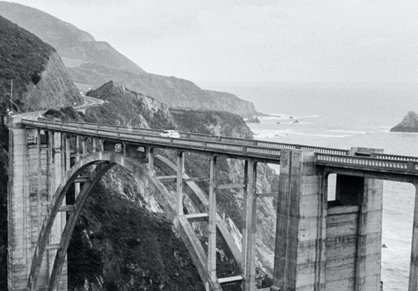 'SUR' BY EDDIE GROGG – Timeless Thrills